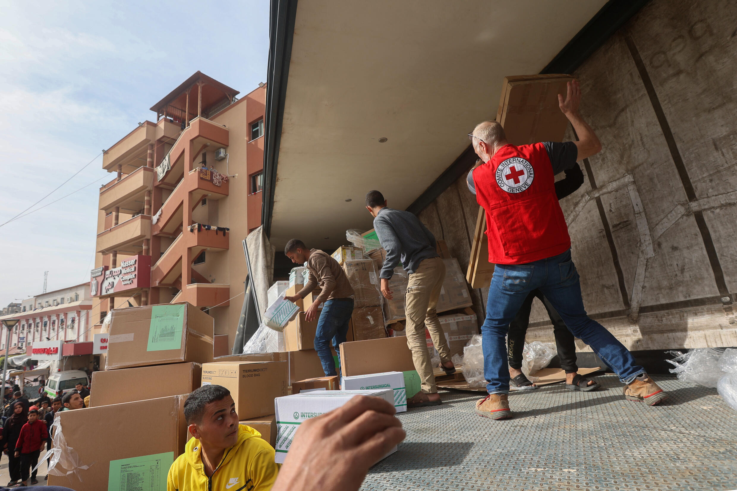 Gaza health ministry says out of children's vaccines