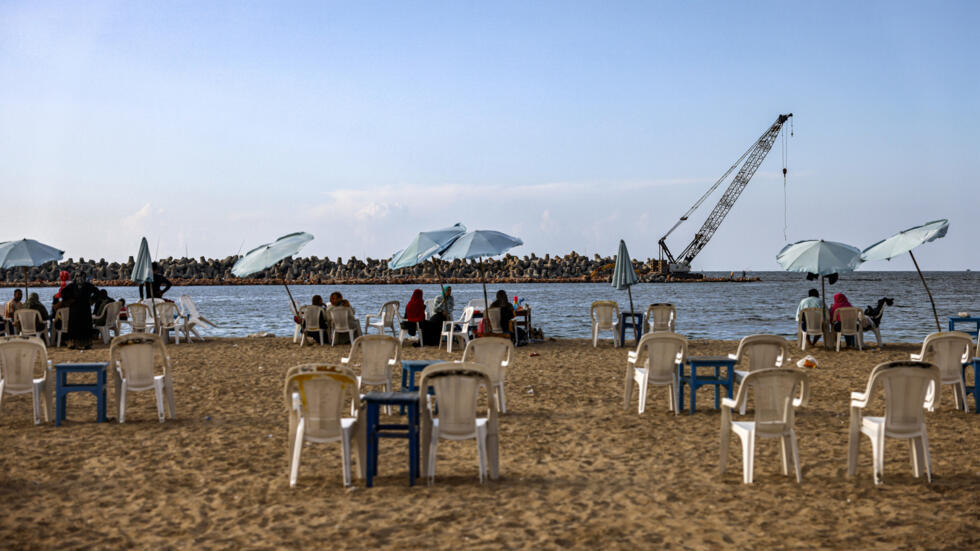 Sinking Alexandria faces up to coming catastrophe