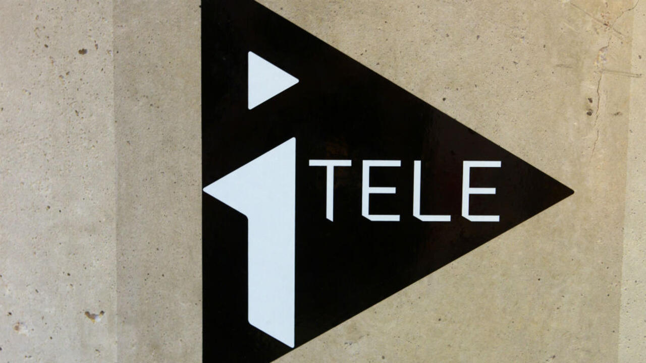 France’s iTélé show host suspended following journalists’ strike ...