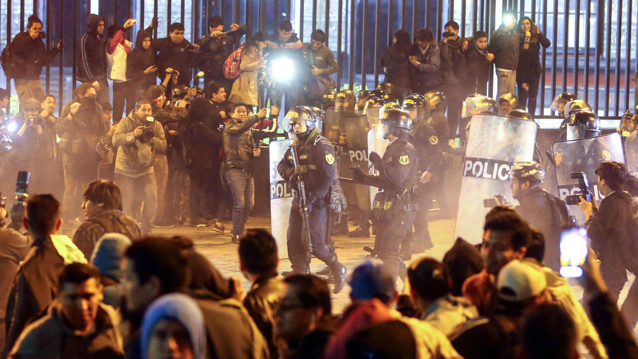 Perú: disturbios durante marcha contra la corrupción