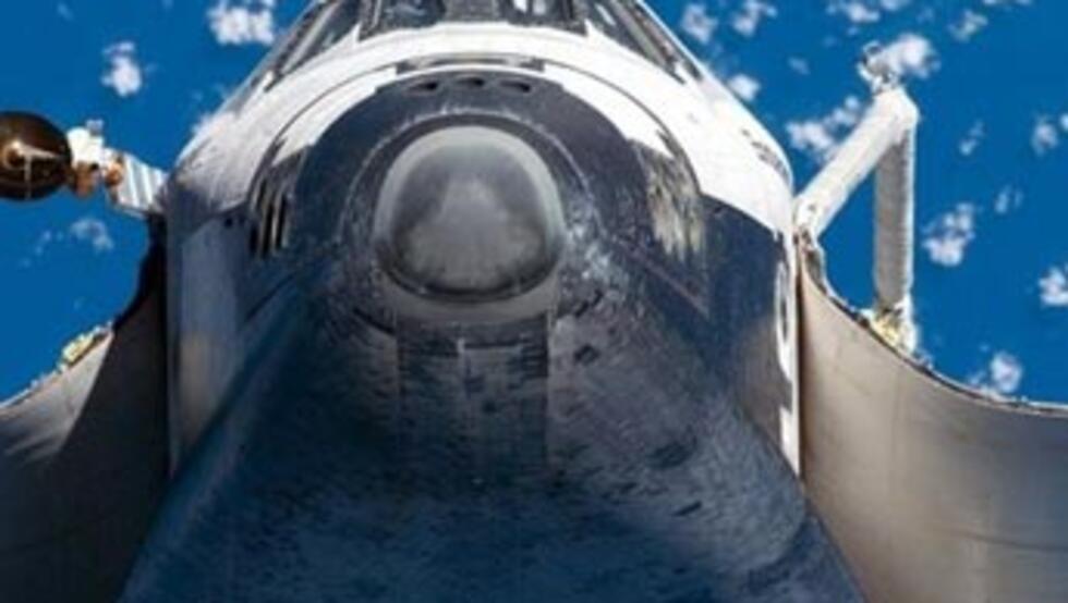 Space shuttle program set to retire in 2010