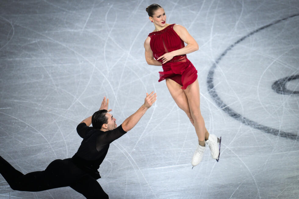American skater Glenn leads Japanese at ISU Grand Prix final