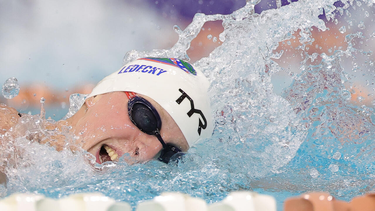Ledecky posts second-fastest 1500m free time ever in Pro Swim win