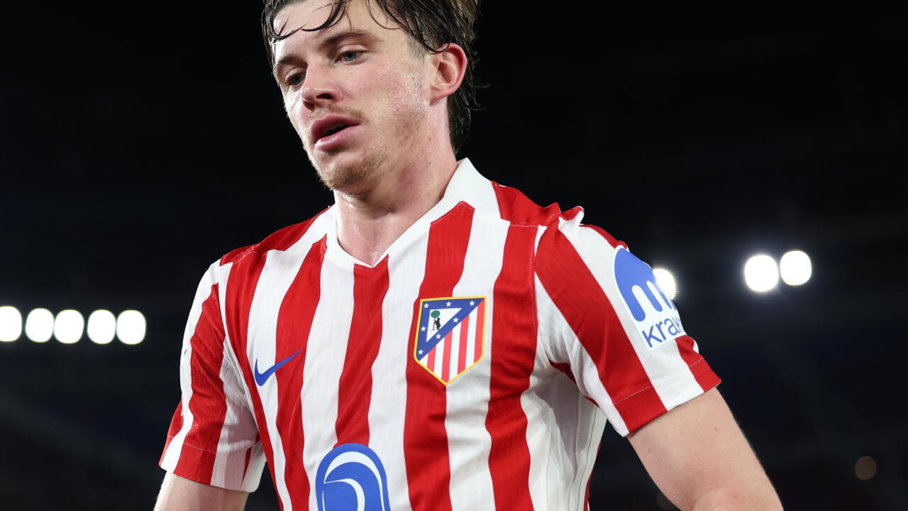 Spurs sign England midfielder Gallagher from Atletico Madrid