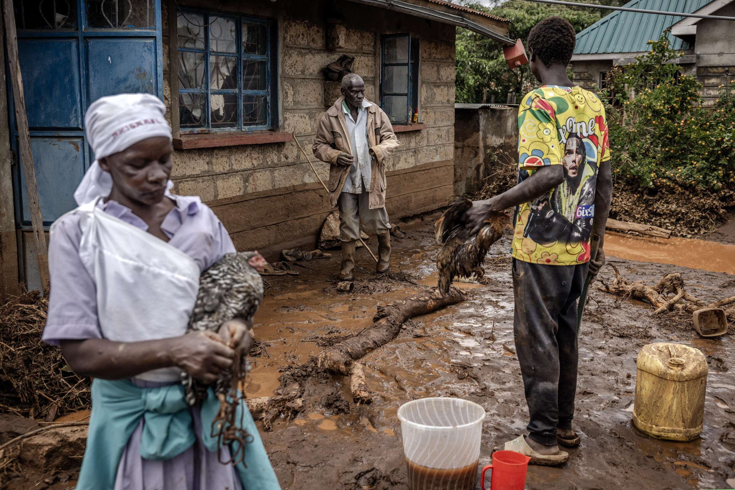 Floods strand dozens of tourists in Kenya's Maasai Mara