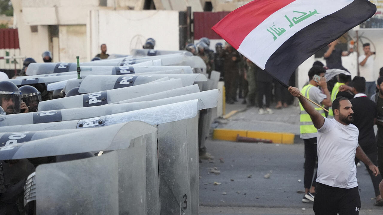 Decenas de heridos en Irak en el aniversario de manifestaciones de 2019