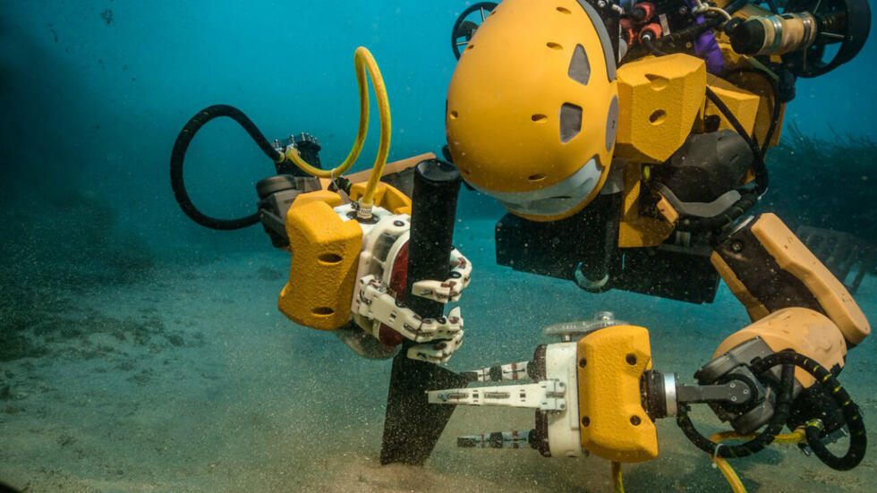 Ocean One, le robot-archéologue des profondeurs, a fait son baptême de ...