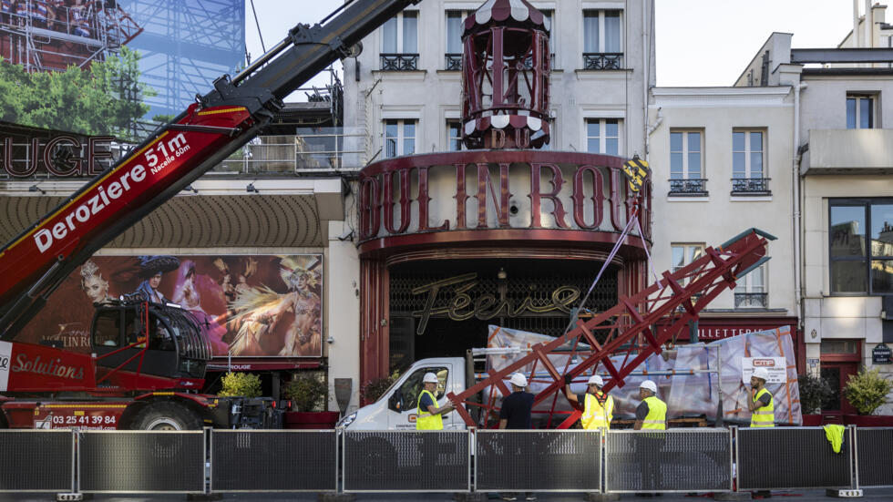 Paris's Moulin Rouge gets new sails just in time for Olympic torch relay