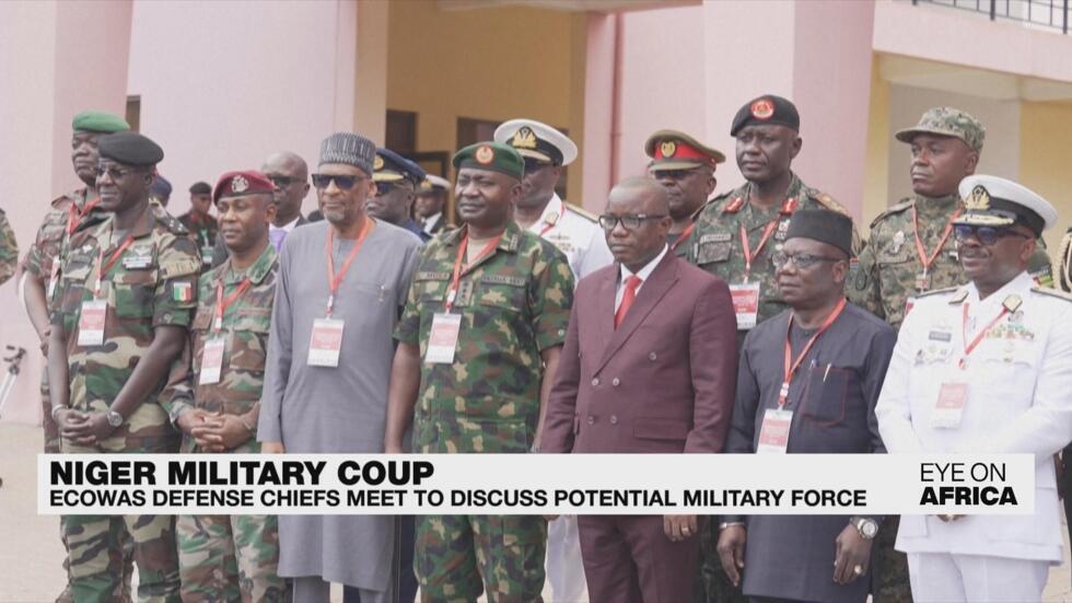 ECOWAS defence chiefs meet to discuss potential military intervention ...