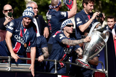 Paris gives PSG hero's welcome in a day of jubilant celebrations ...