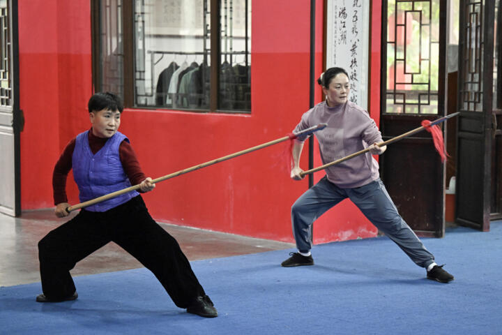 TikTok et hip-hop: des Chinoises donnent un coup de neuf au kung-fu ...