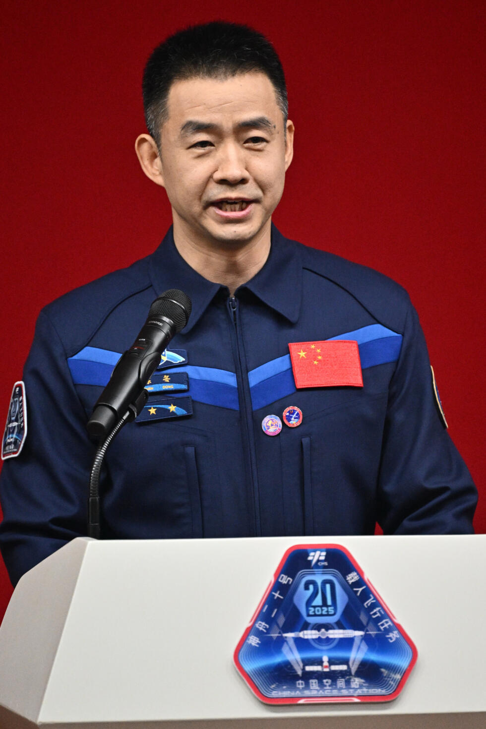 Veteran Chinese astronaut to lead fresh crew to space station