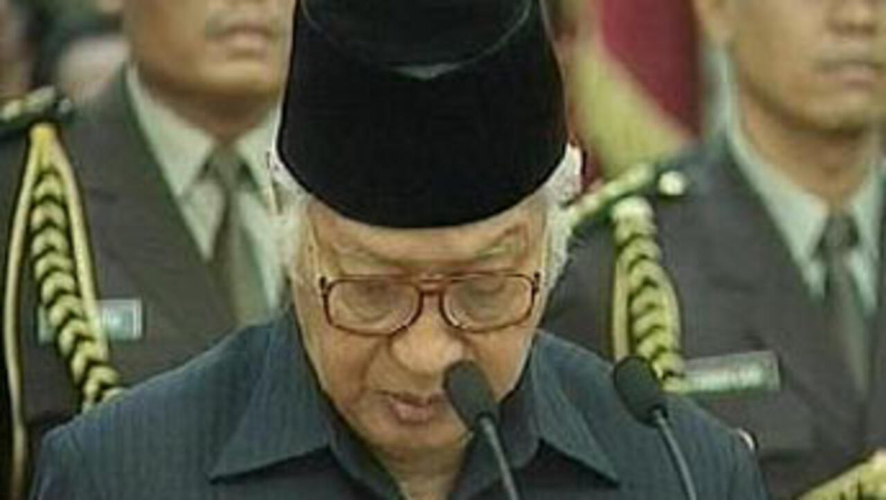 Indonesian court clears Suharto in civil suit