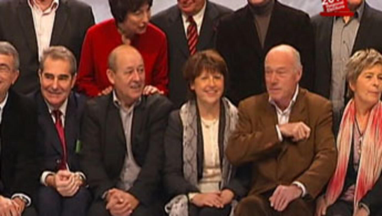 Left-wing parties 'close' to alliance deal for second round - France 24