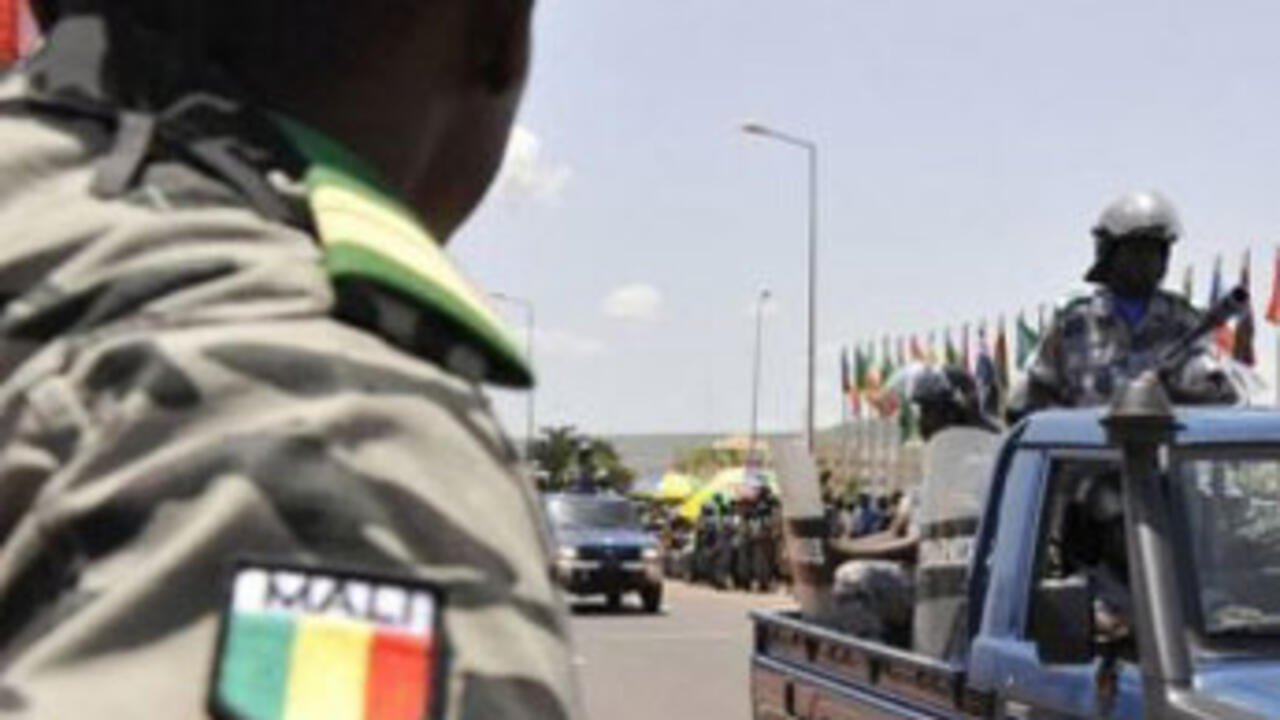 Mali to form elite guard to protect interim government