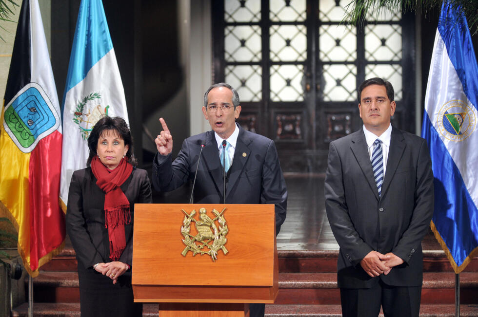 Fallece el expresidente guatemalteco Álvaro Colom, sancionado por ...