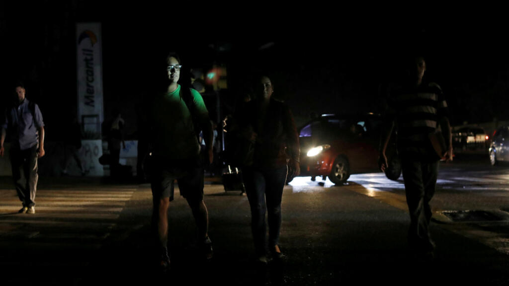 Venezuela, a media máquina por apagón a nivel nacional