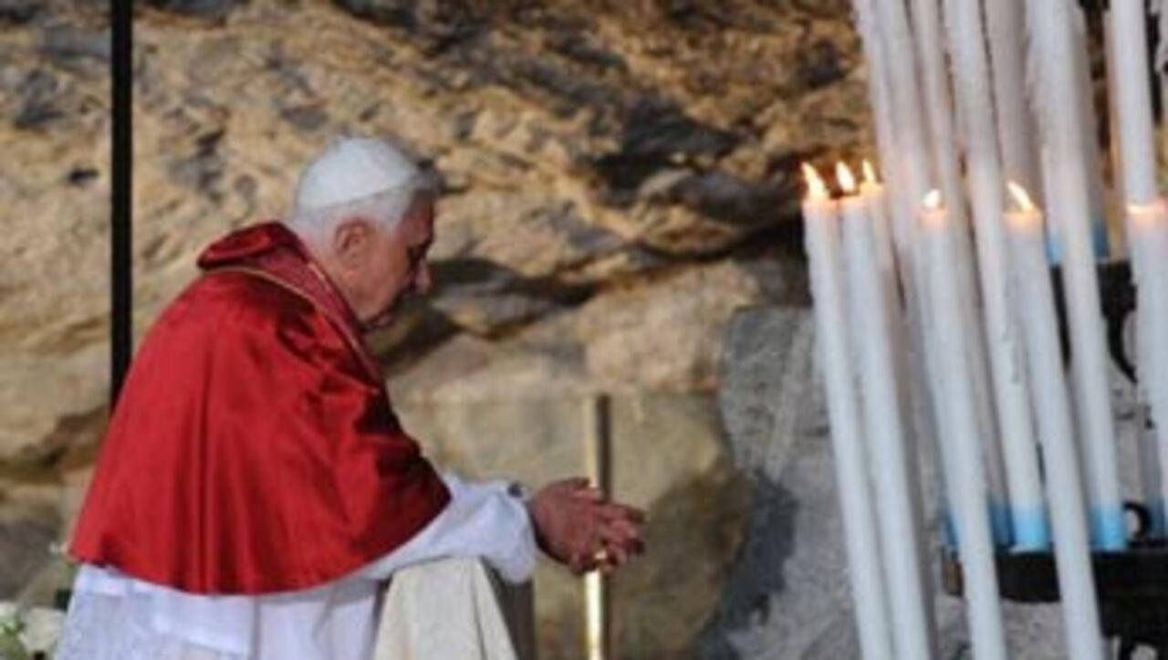 Pope Benedict XVI celebrates mass at Lourdes shrine
