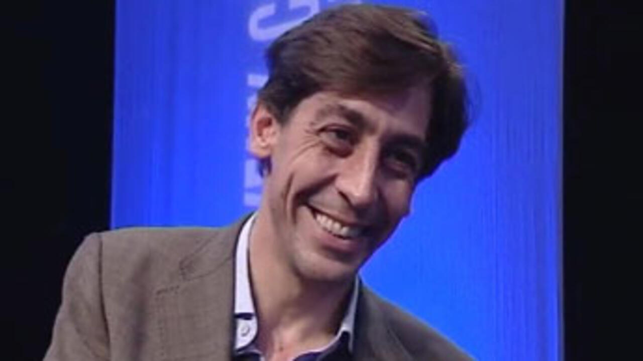 Le journaliste de FRANCE 24 Matthieu Mabin récompensé par le prix ...