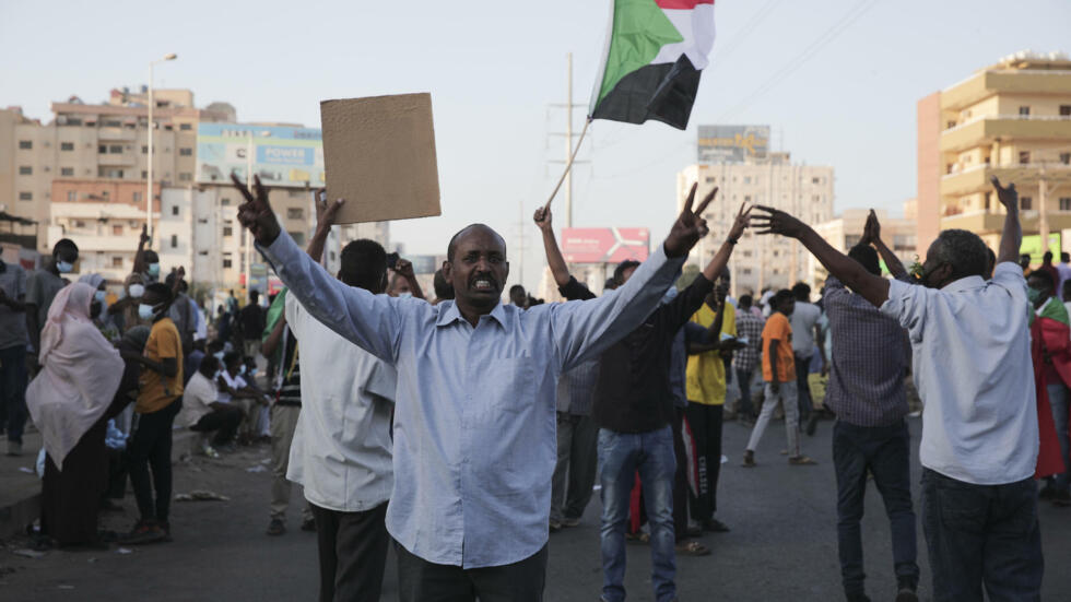 Numerous protesters shot dead in Sudan as thousands join anti-coup rallies