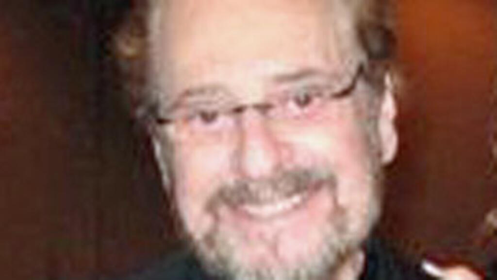 Legendary music producer Phil Ramone dies at 72
