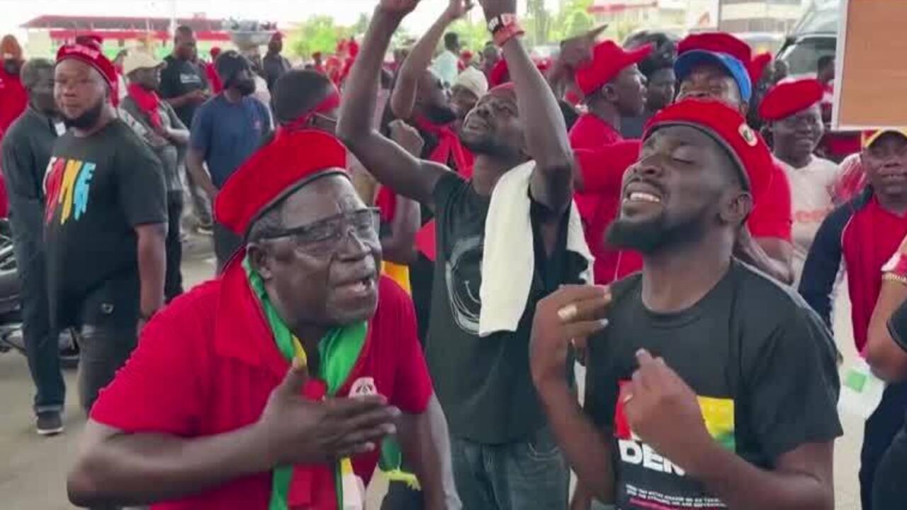 Protesters in Ghana demand resignation of central bank governor - Eye ...