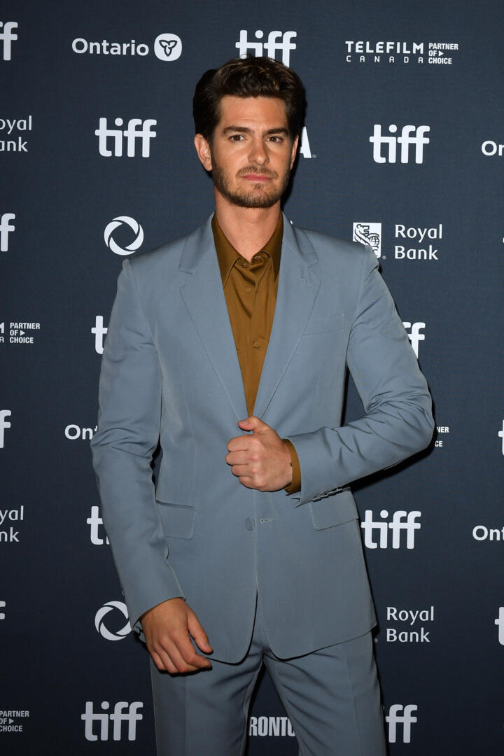 Garfield, Pugh charm Toronto in new romance 'We Live in Time'