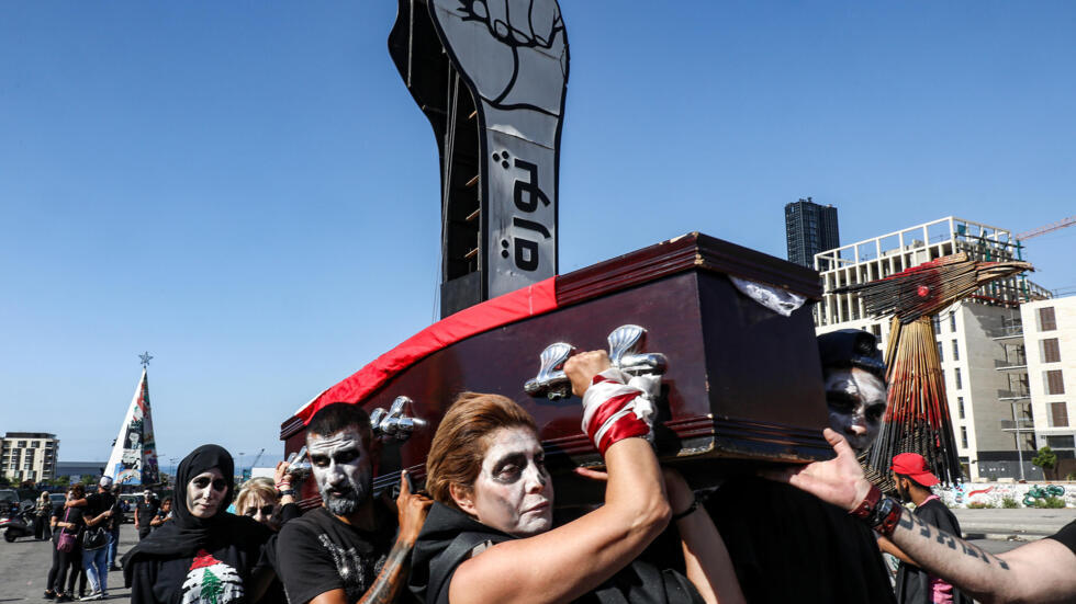 Lebanon’s neo-liberal wheels sped to a dream future, but the past ...