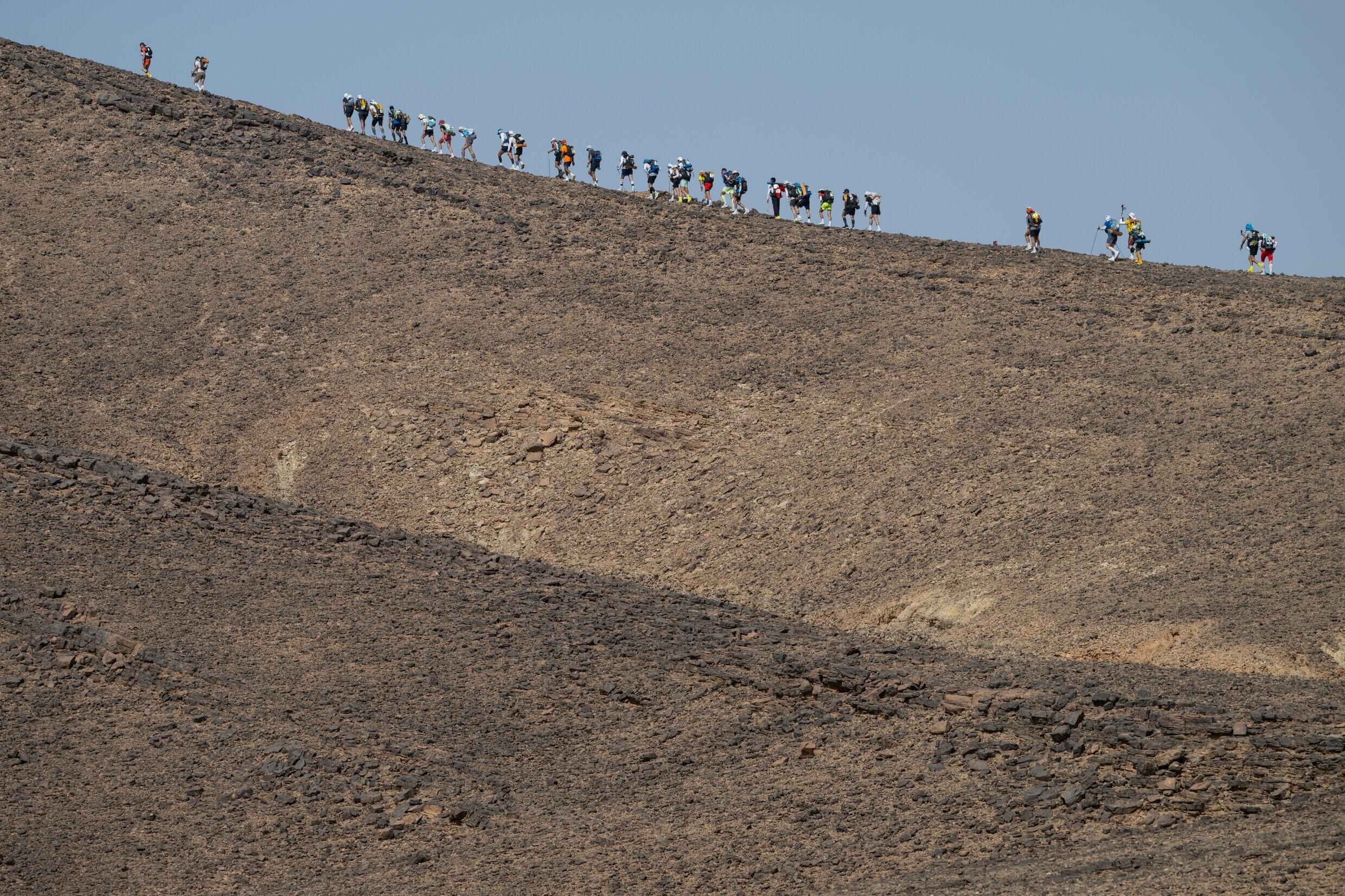 Le Marathon des Sables, pour tester ses limites dans l'enfer du désert ...