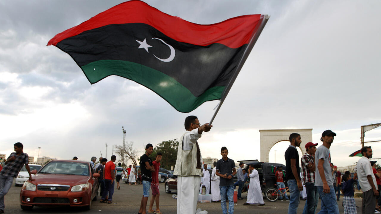 Rival Libya factions resume peace talks