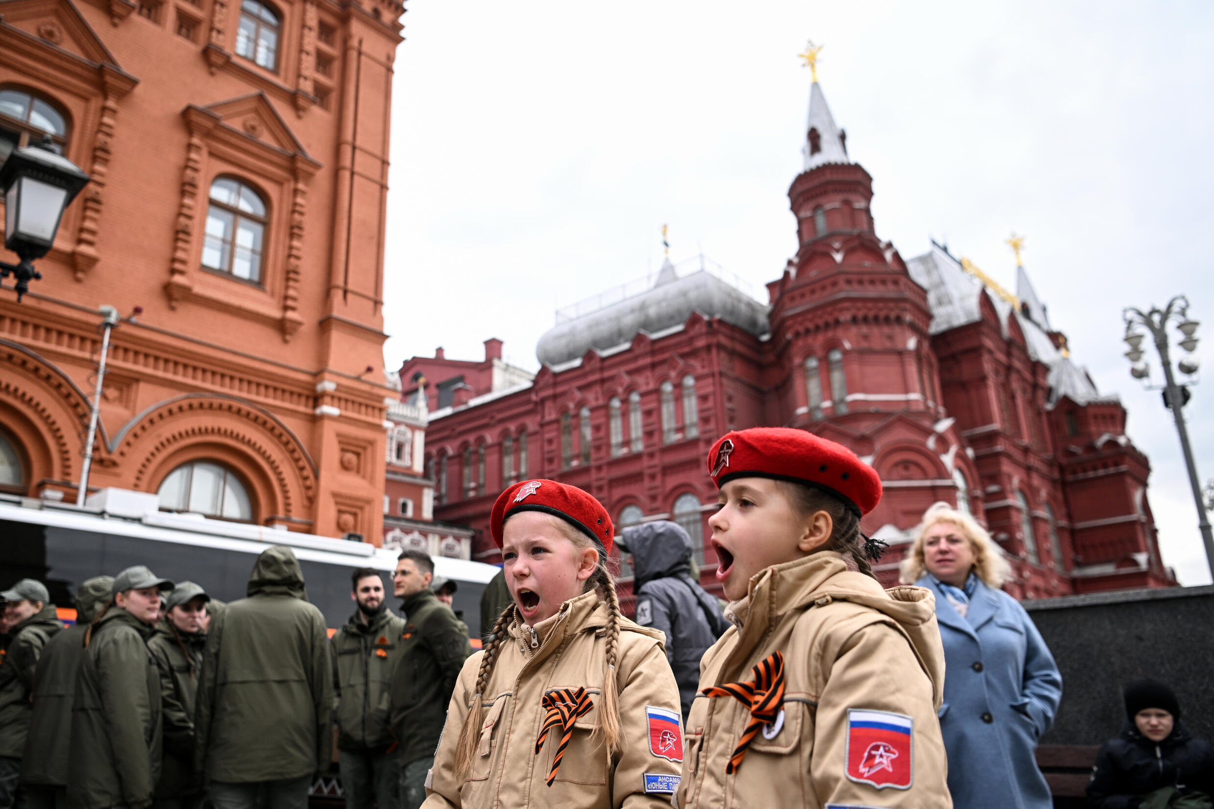 Putin, at Red Square parade, calls for victory in Ukraine