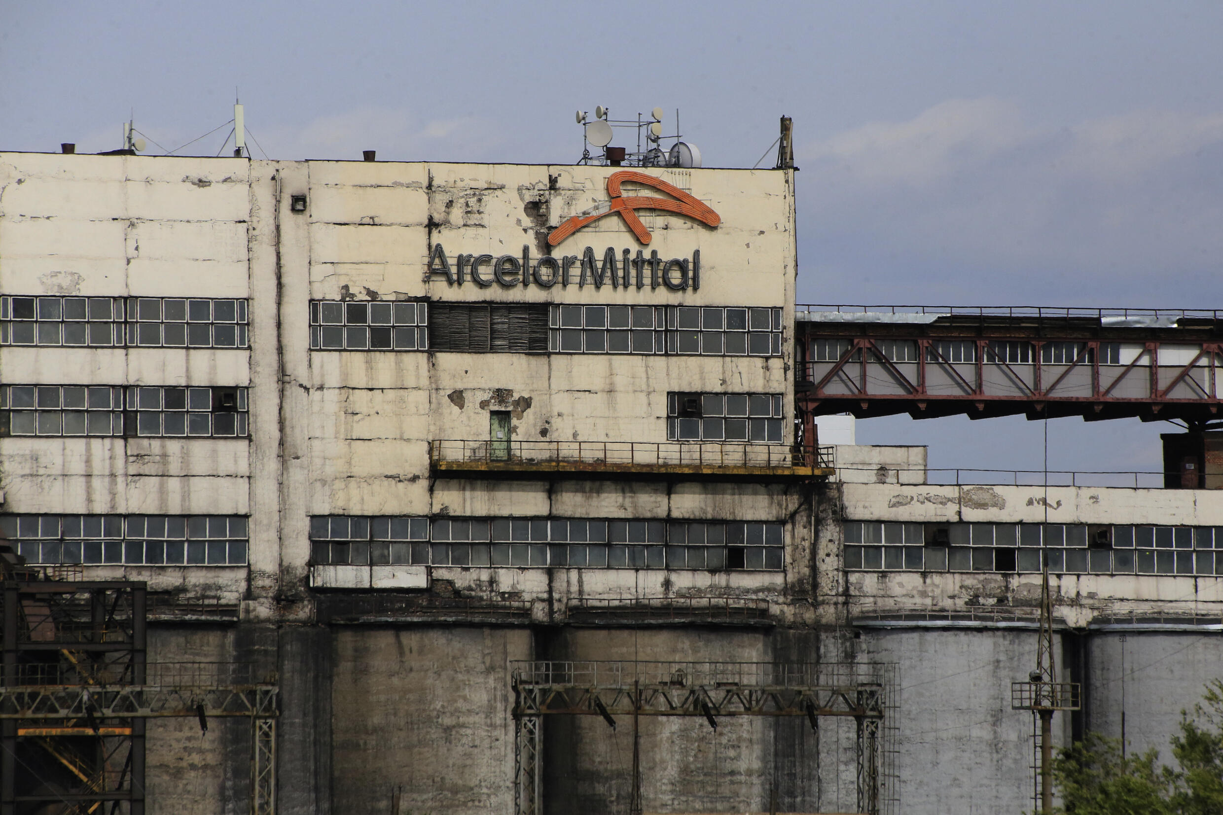 Fire at ArcelorMittal mine in Kazakhstan more than 30 people