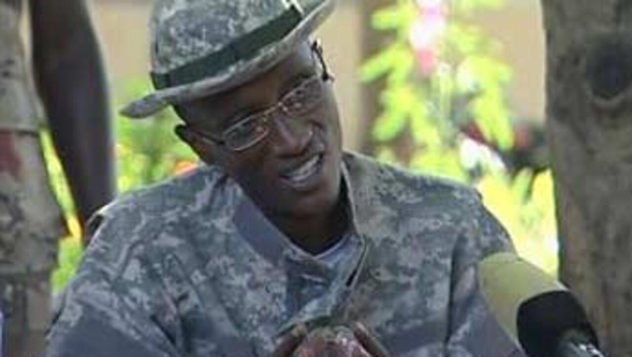 Le général rebelle Nkunda menace de reprendre les armes