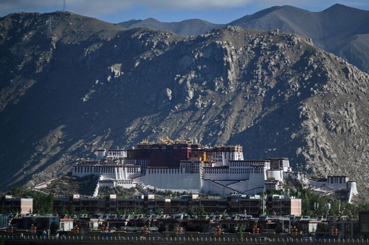 Exiled Tibetans place hopes in history