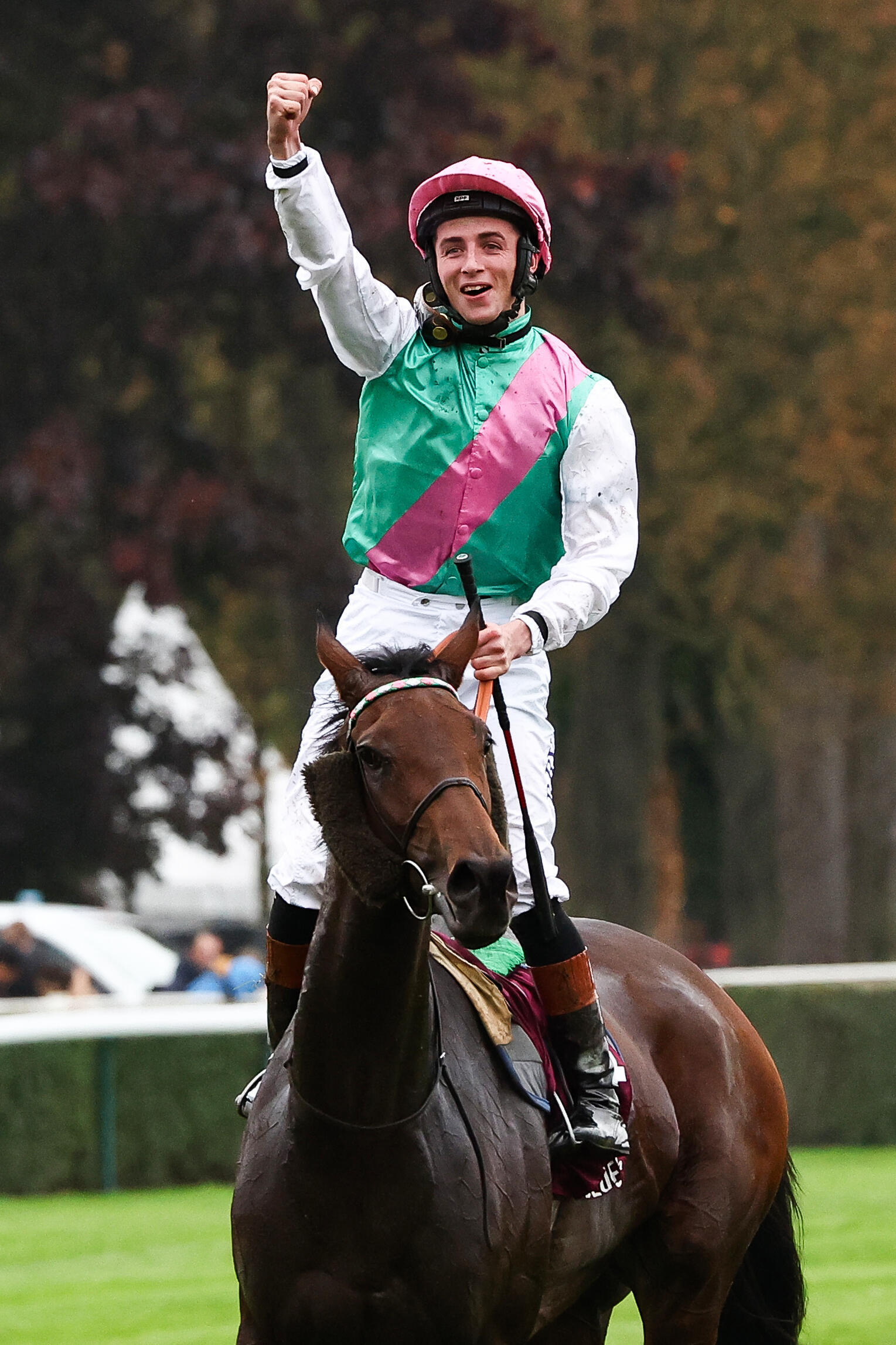 Beckett's belief rewarded as Bluestocking storms to Arc glory