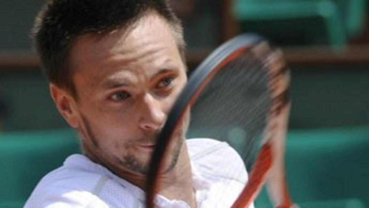 All-conquering Soderling reaches final