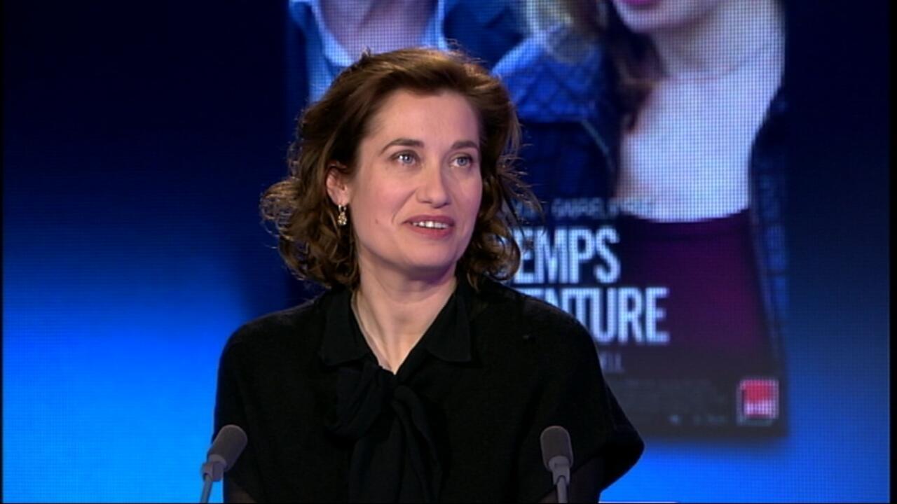 Emmanuelle Devos prend le temps de l’aventure - À l'Affiche