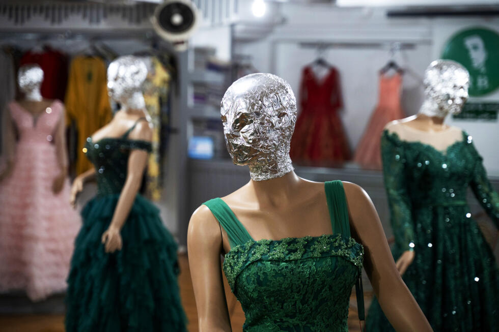 Faceless mannequins show off clothes in Afghanistan