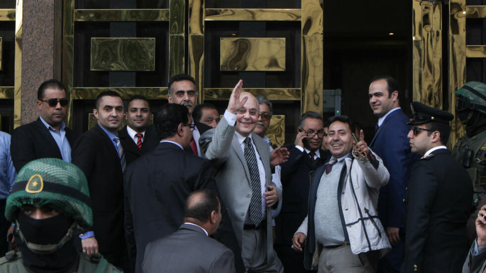 Last-minute candidate challenges Sisi in Egypt's election