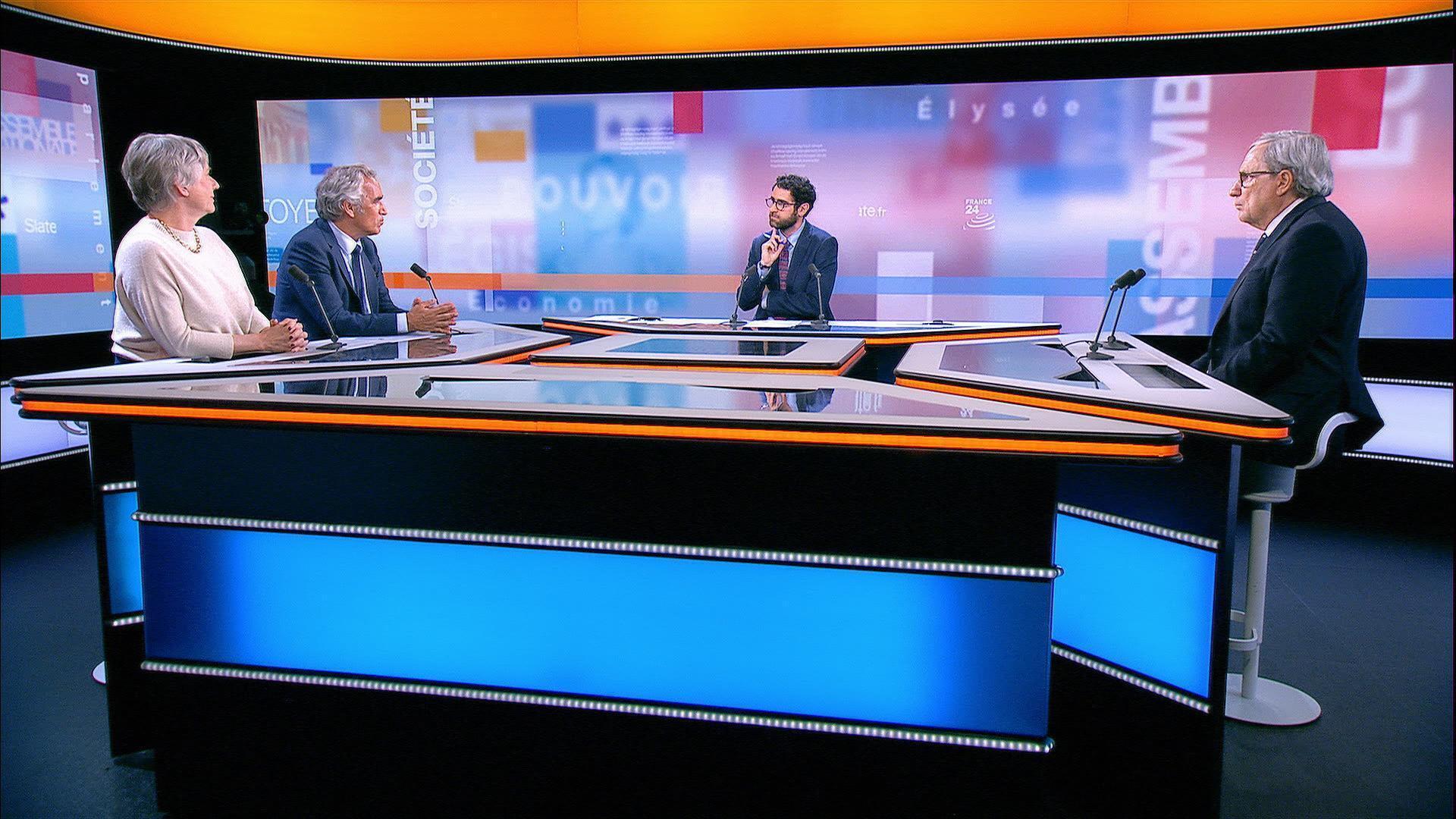 En vue des européennes, Emmanuel Macron remobilise ses troupes - Politique