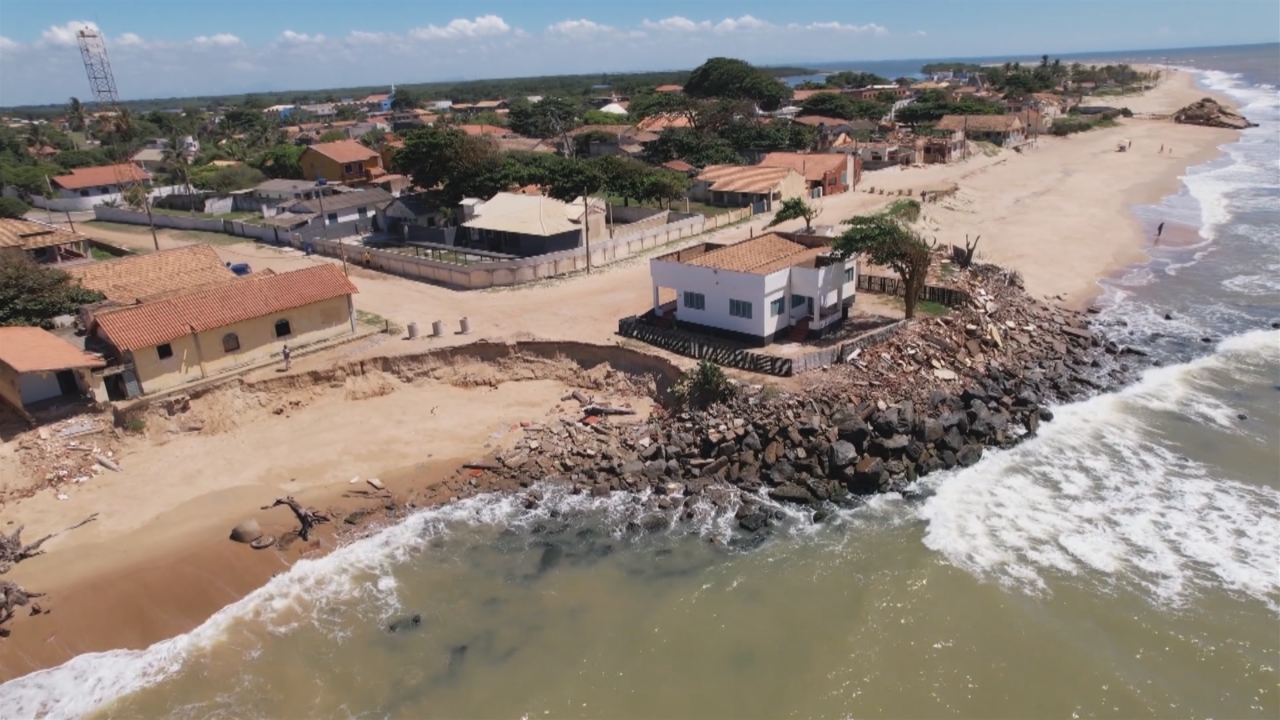 Coastal erosion: Brazil battles rising sea levels due to climate change ...
