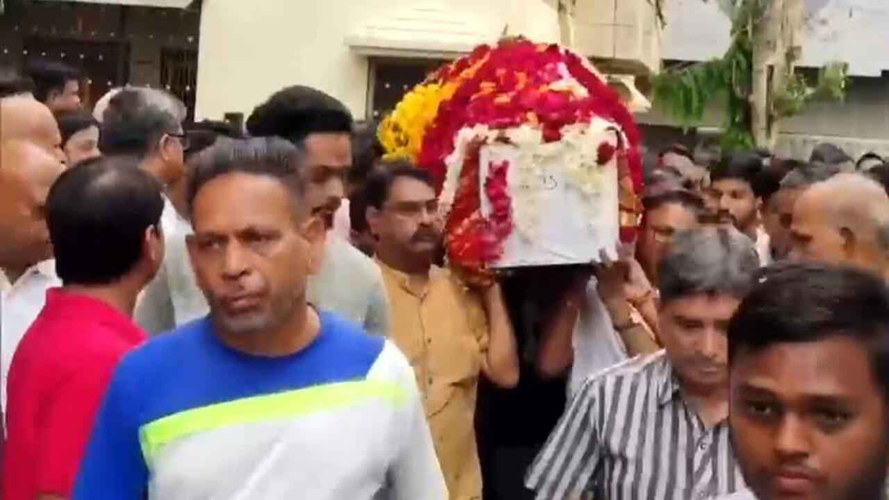 Empieza entrega de cuerpos de víctimas de accidente aéreo en India - France 24