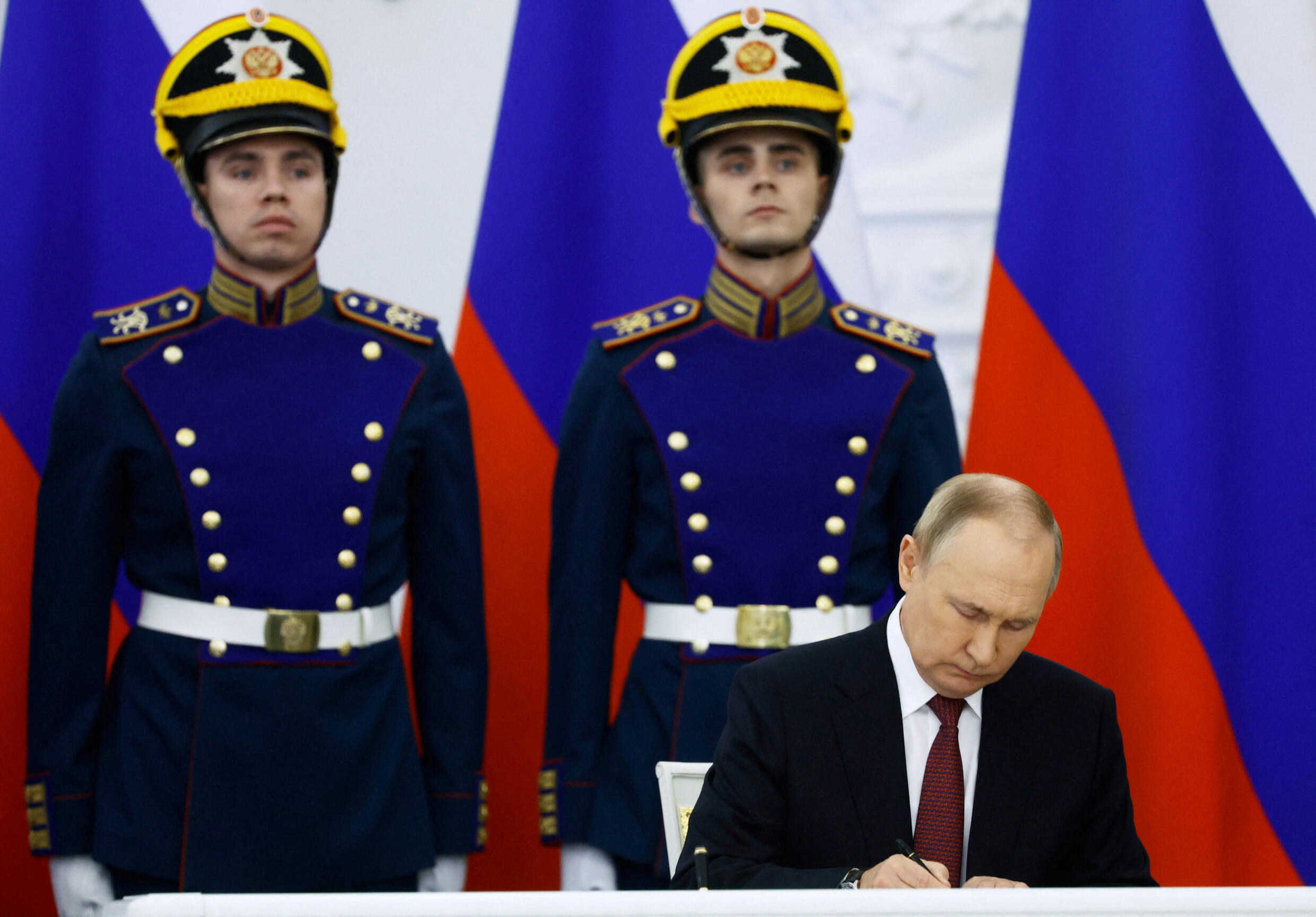 Putin signs accord annexing four occupied Ukrainian regions in lavish ...