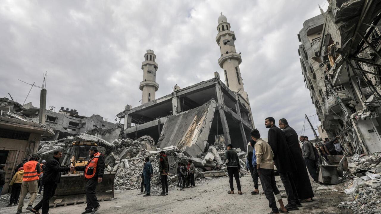 Historiadores buscan preservar el patrimonio cultural de la devastada ...