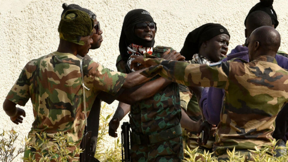 Mutinerie en Côte d’Ivoire : "Les soldats ont le sentiment d’être ...