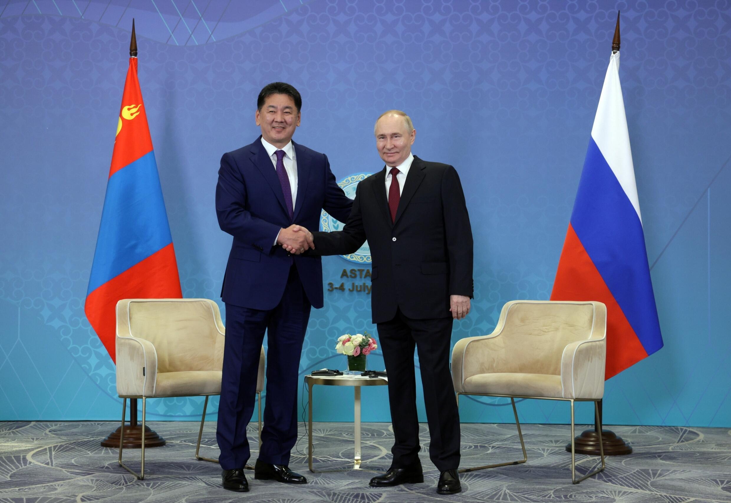 Au Kazakhstan, Vladimir Poutine et Xi Jinping plaident pour un "monde ...