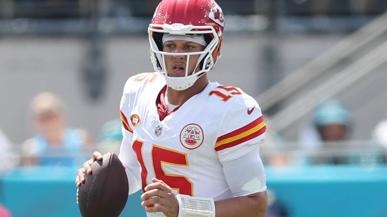 Mahomes to earn $210 million under restructured deal: reports