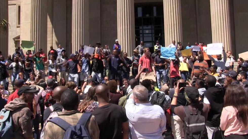 Ongoing protests in South Africa shut down universities - Eye on Africa