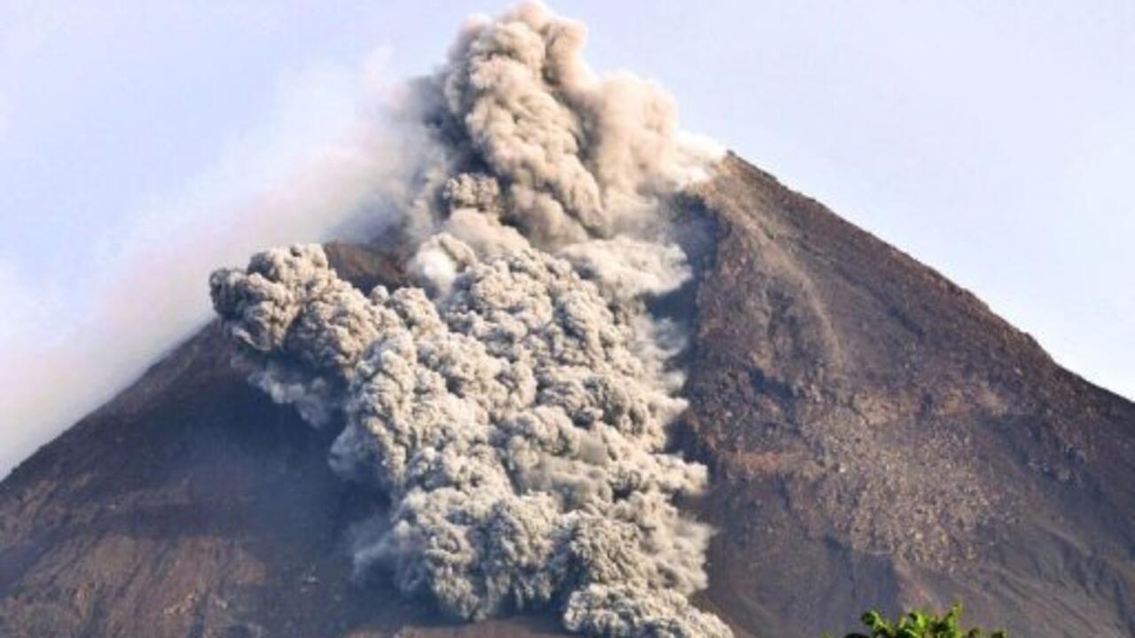 Nouvelle éruption du volcan Merapi