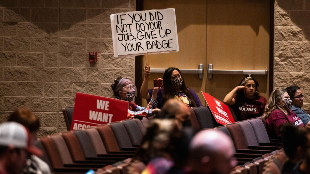 Uvalde schools suspends police force after bungled shooting response
